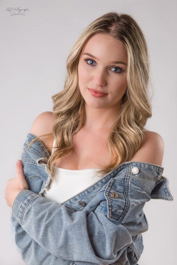 Ilona E Shootz Casting Agency